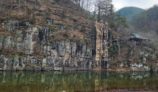 경남의 고문헌 [6]월정마을 이안장암과 족보바위를 찾아서