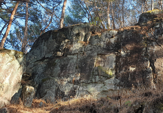 경남의 고문헌 [6]월정마을 이안장암과 족보바위를 찾아서
