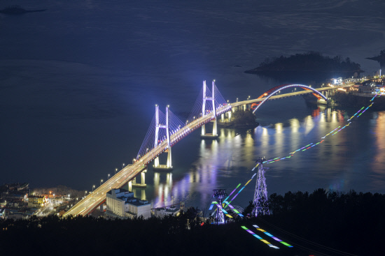 [더 夜해진 경남 여름밤] 한려수도의 중심, 사천의 야경에 '풍덩'